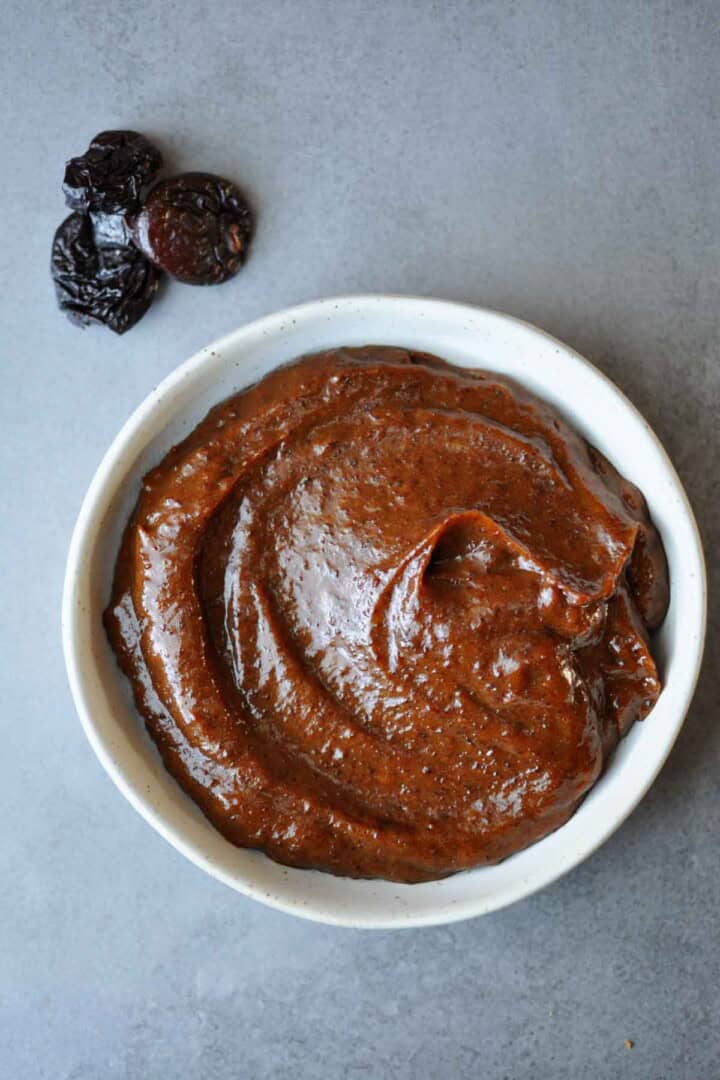 Easy Prunes Puree Recipe – Perfect for Baking & Sauces